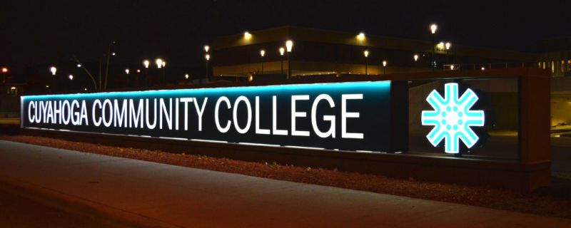 Tri-C Metropolitan Campus: Northeast Plaza Renovation by Cold Harbor ...