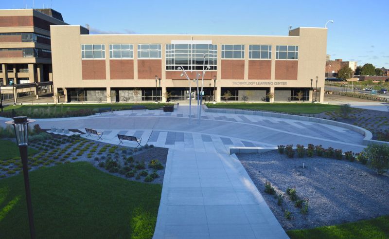 Tri-C Metropolitan Campus: Northeast Plaza Renovation by Cold Harbor ...