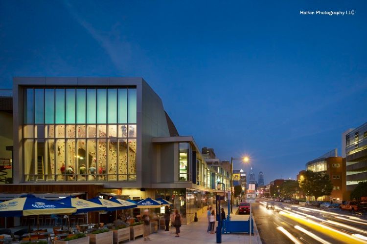 Landmark Americana Restaurant by Turner Construction Co. in ...