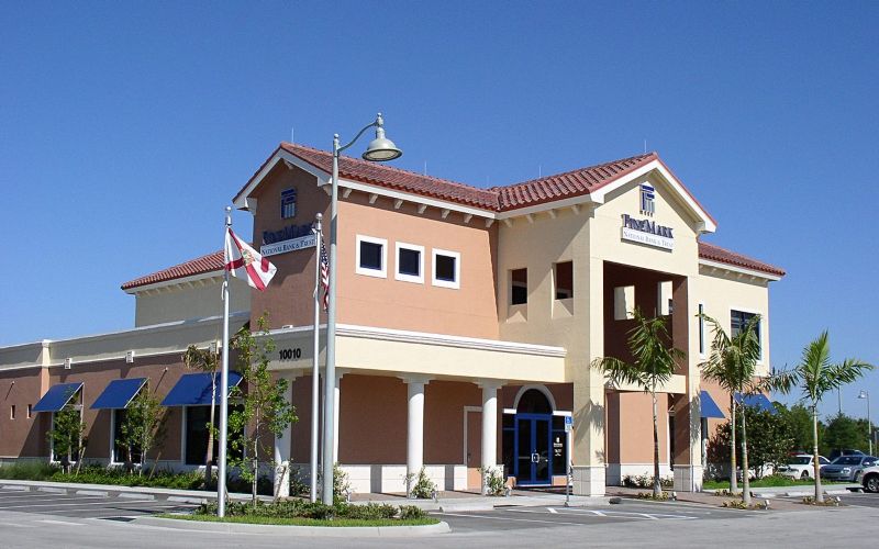 Finemark National Bank & Trust by Owen-Ames-Kimball Co. in Estero , FL ...