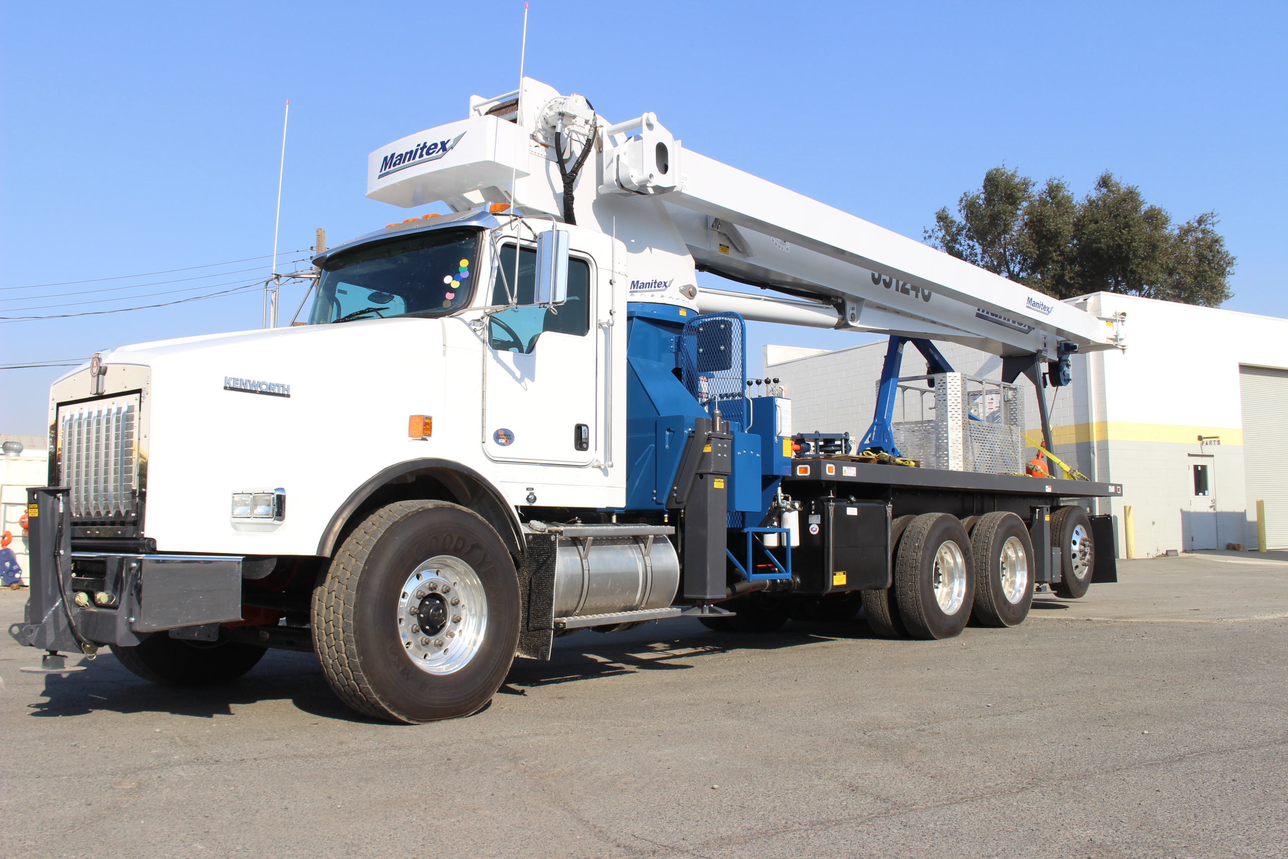Coastline Equipment - Crane Division - Video & Image Gallery | ProView
