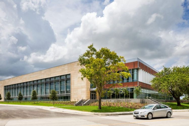 NASA Building 21, Human Health & Performance Lab by Hensel Phelps ...