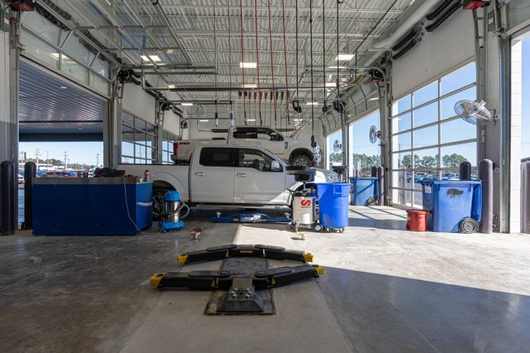 Everett Ford by C.R. Crawford Constr. in Benton, AR | ProView