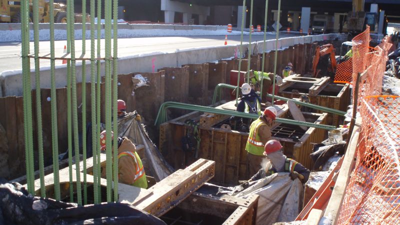 Twins Stadium Pedestrian Bridges by Ames Construction in Minneapolis ...