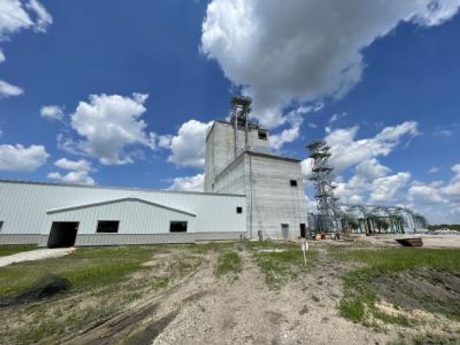Kent Corp Feed Mill & Grain Science Complex by Todd & Sargent in Ames ...
