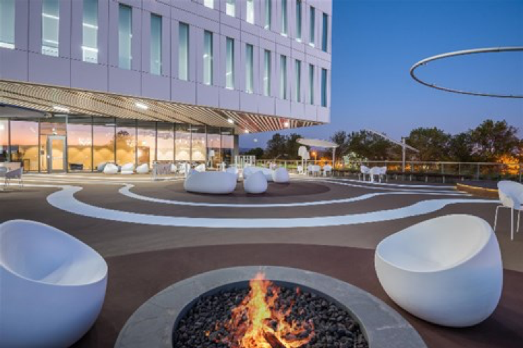 Samsung-Rooftop Lounge and Executive Boardroom by Barry Swenson Builder ...