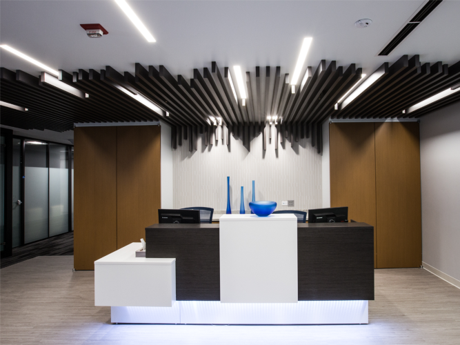 Integrated Office Suites, 20 N. Clark by DW Hammer LLC in Chicago, IL ...