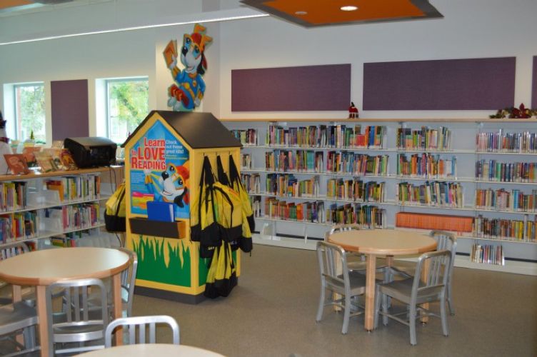 City of Houston Stanaker Library by The Gonzalez Group in Houston, TX ...