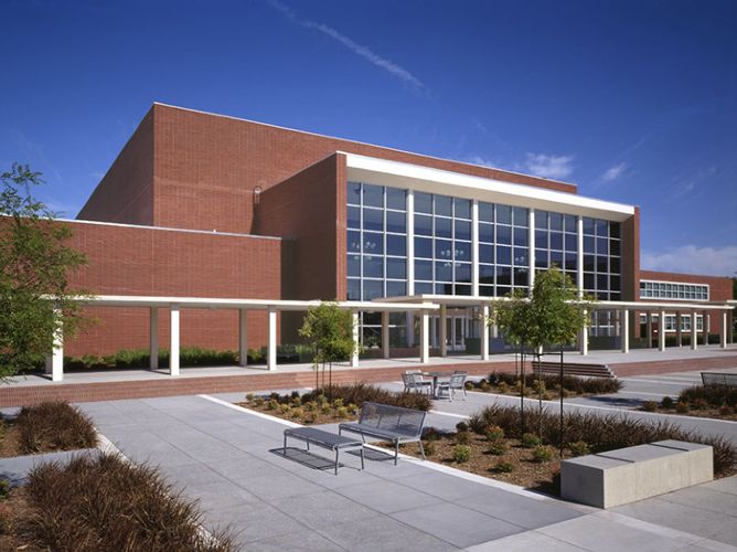 Richmond Civic Center by Charles Pankow Builders Ltd. in Richmond, CA ...