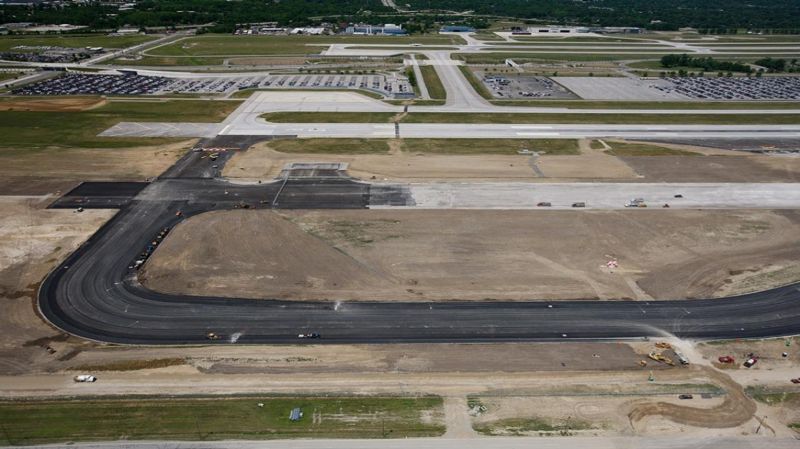 Columbus Regional Airport Authority, Runway Replacement John Glenn ...