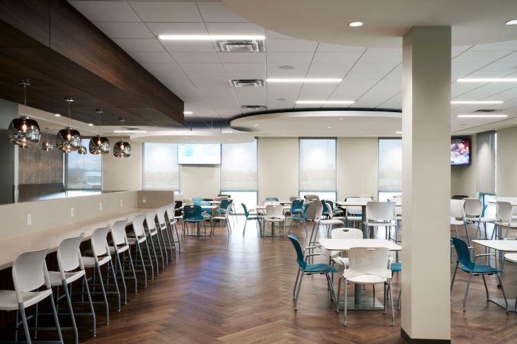 HOLT CAT Office and Manufacturing Facility by Joeris in San Antonio, TX ...