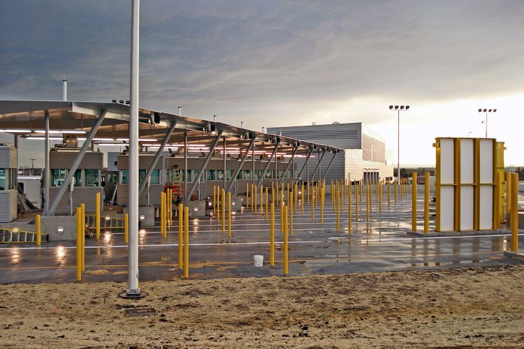 Champlain US-Canada Border Crossing by Bette & Cring Construction Grp ...