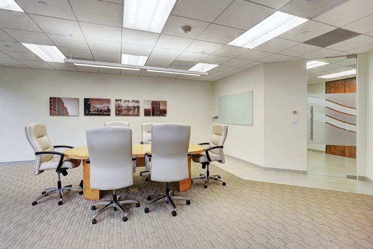 Stream – Office by GSD Construction in Galleria- Houston, TX | ProView